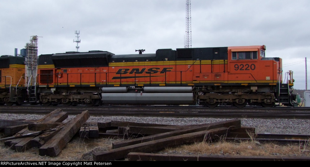 BNSF 9220